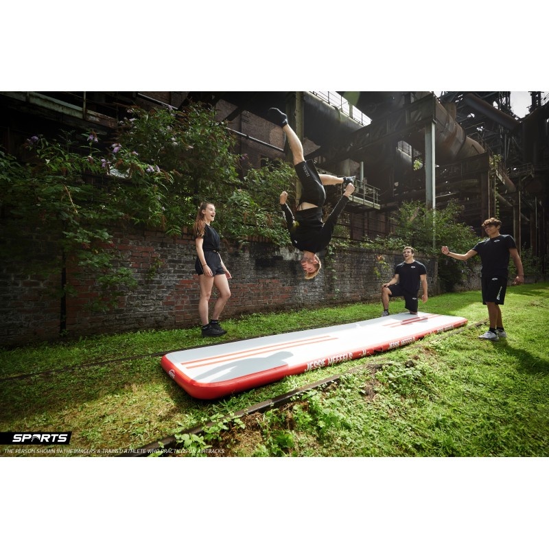 Nafukovací žíněnka BERG AirTrack x Jesse Heffels Home 500